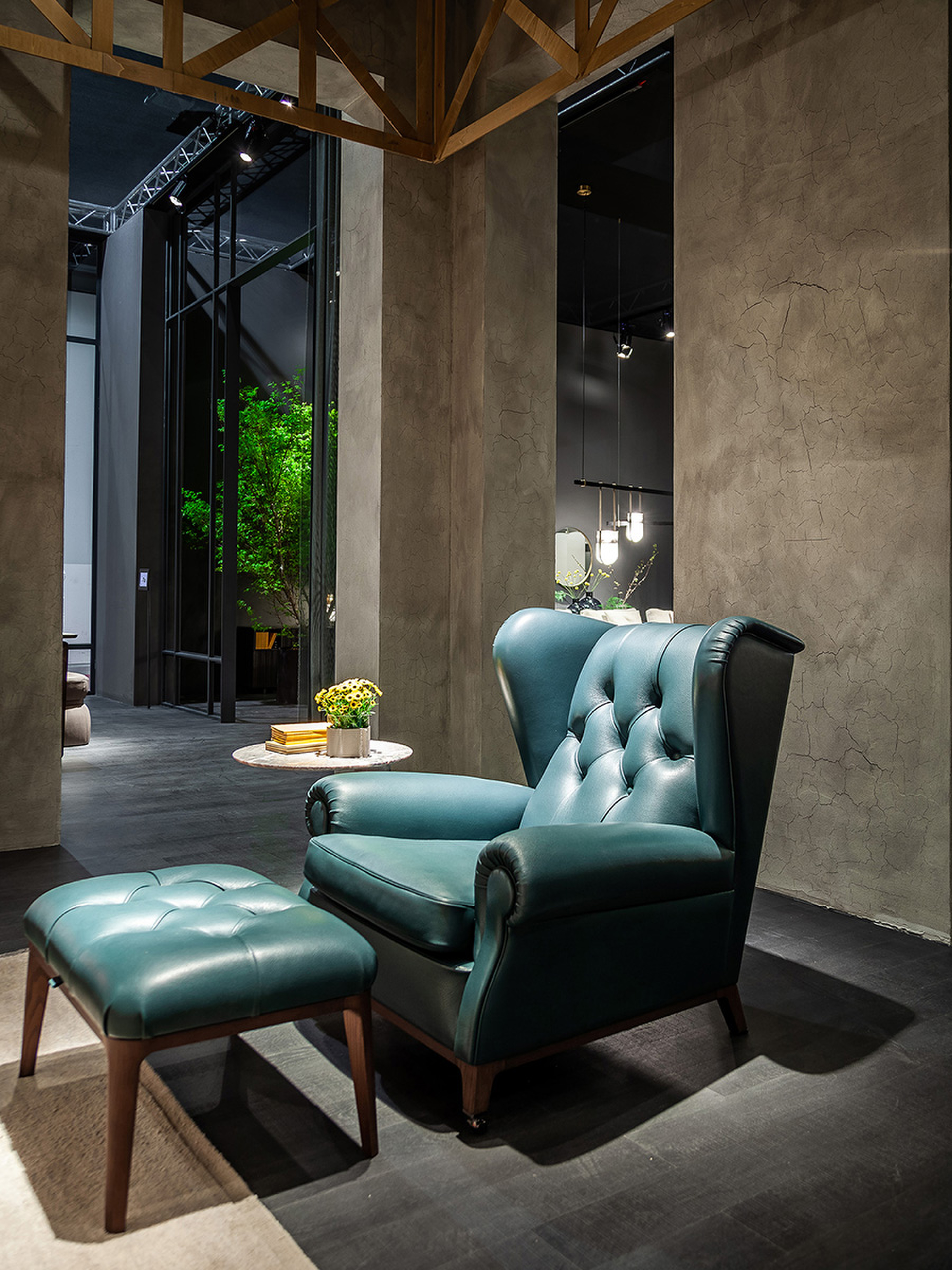 2019 | Armchair - Poltrona Frau Style & Design Centre - Modern Designer ...
