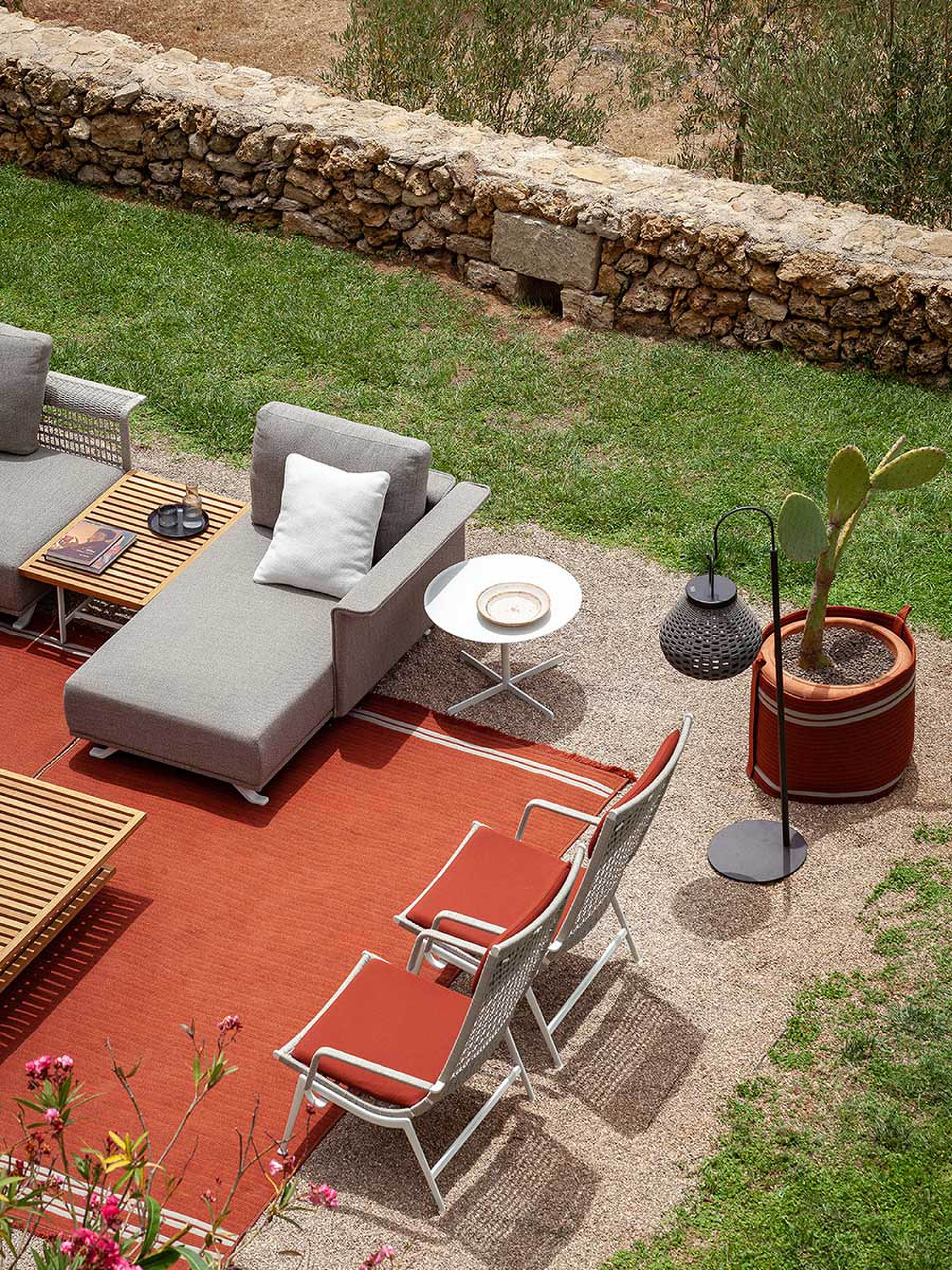 Bob Outdoor Coffee table Jean Marie Massaud