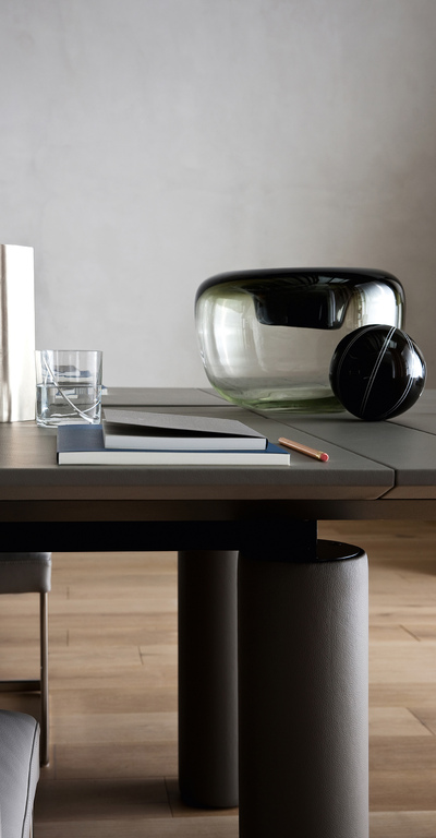 Ceo Cube | Meeting table - Lella and Massimo Vignelli