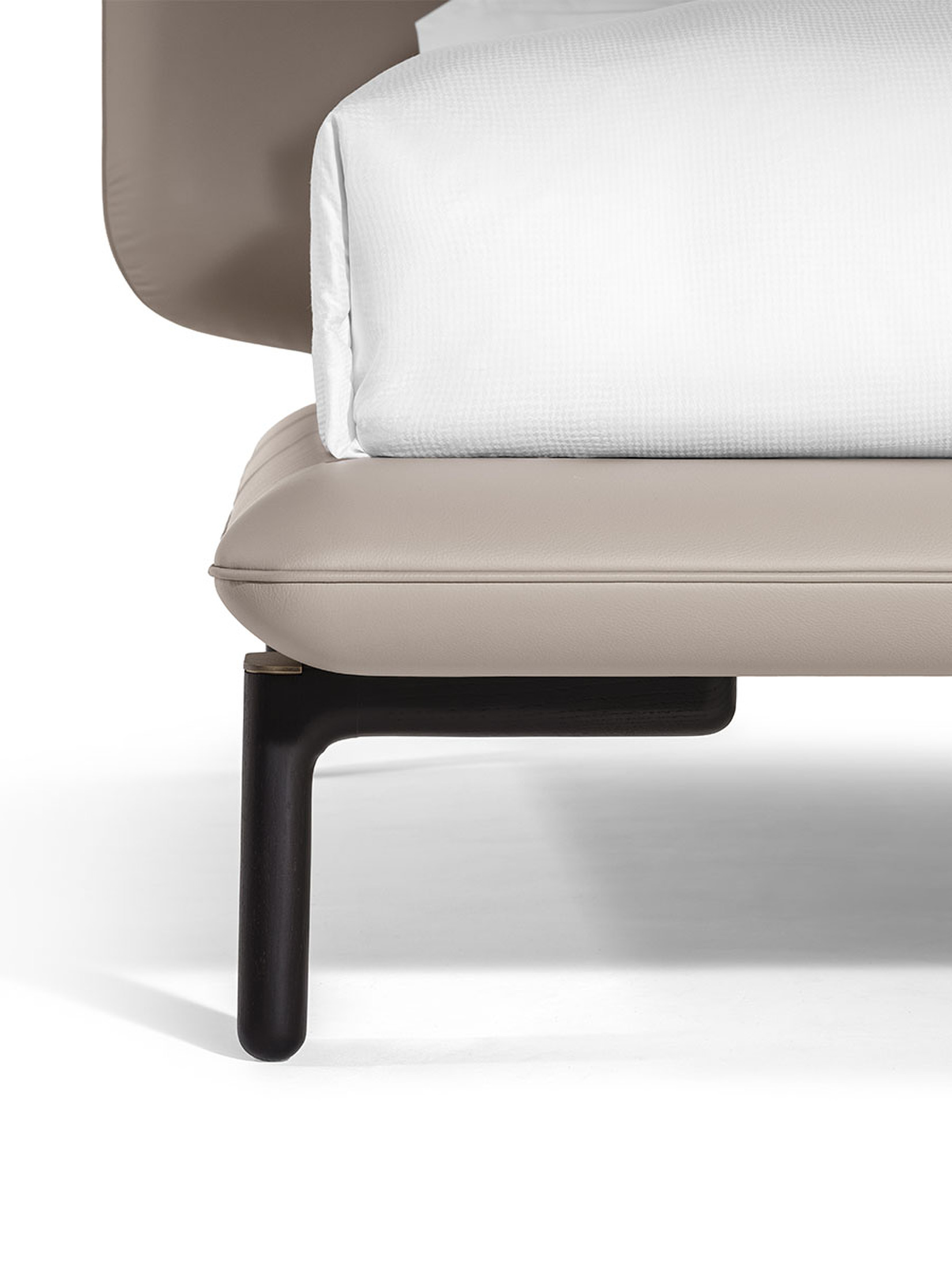 DUO Bed by Roberto Lazzeroni - Italian Leather Bed