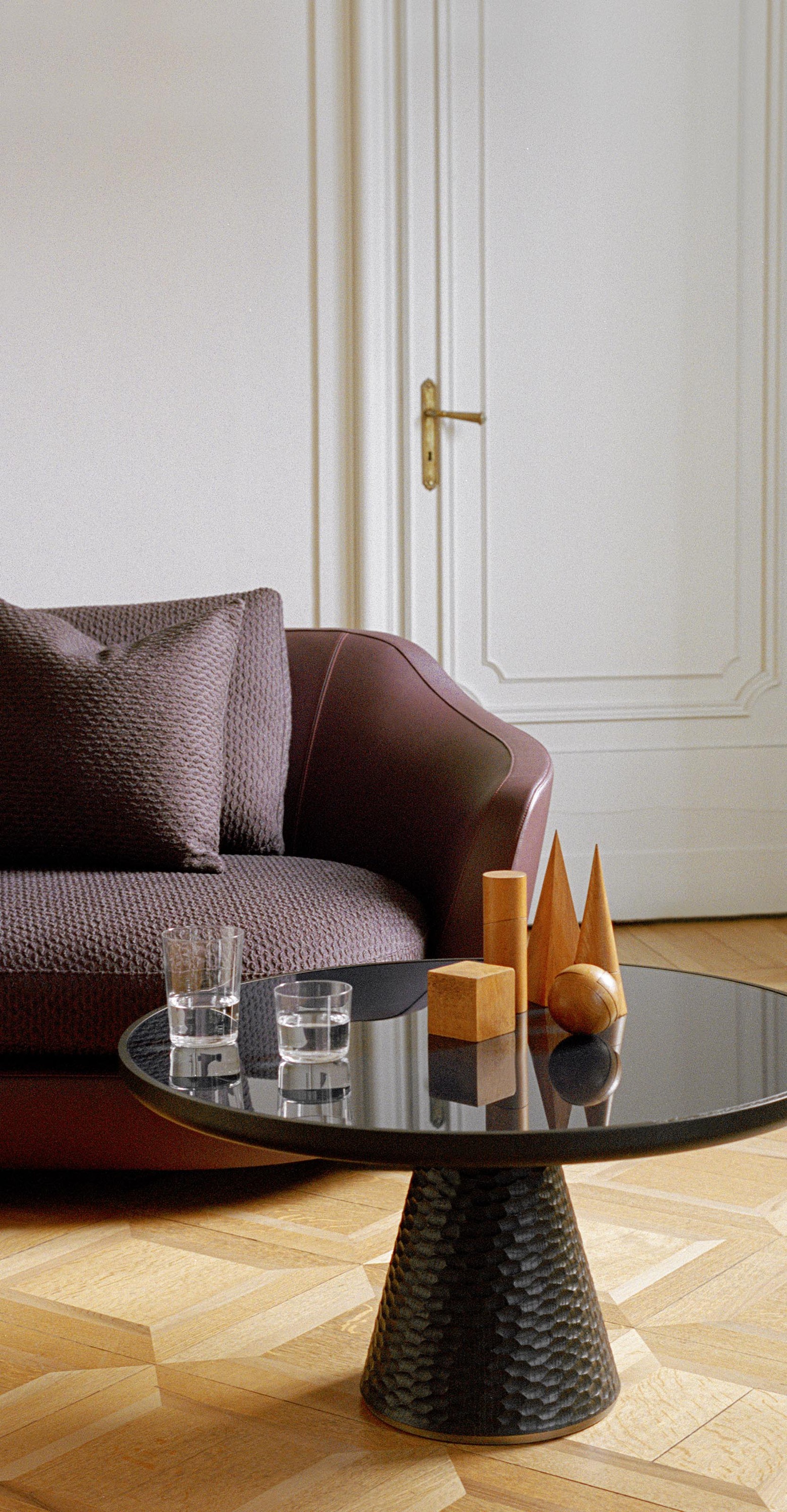 DUO | Pedestal Table