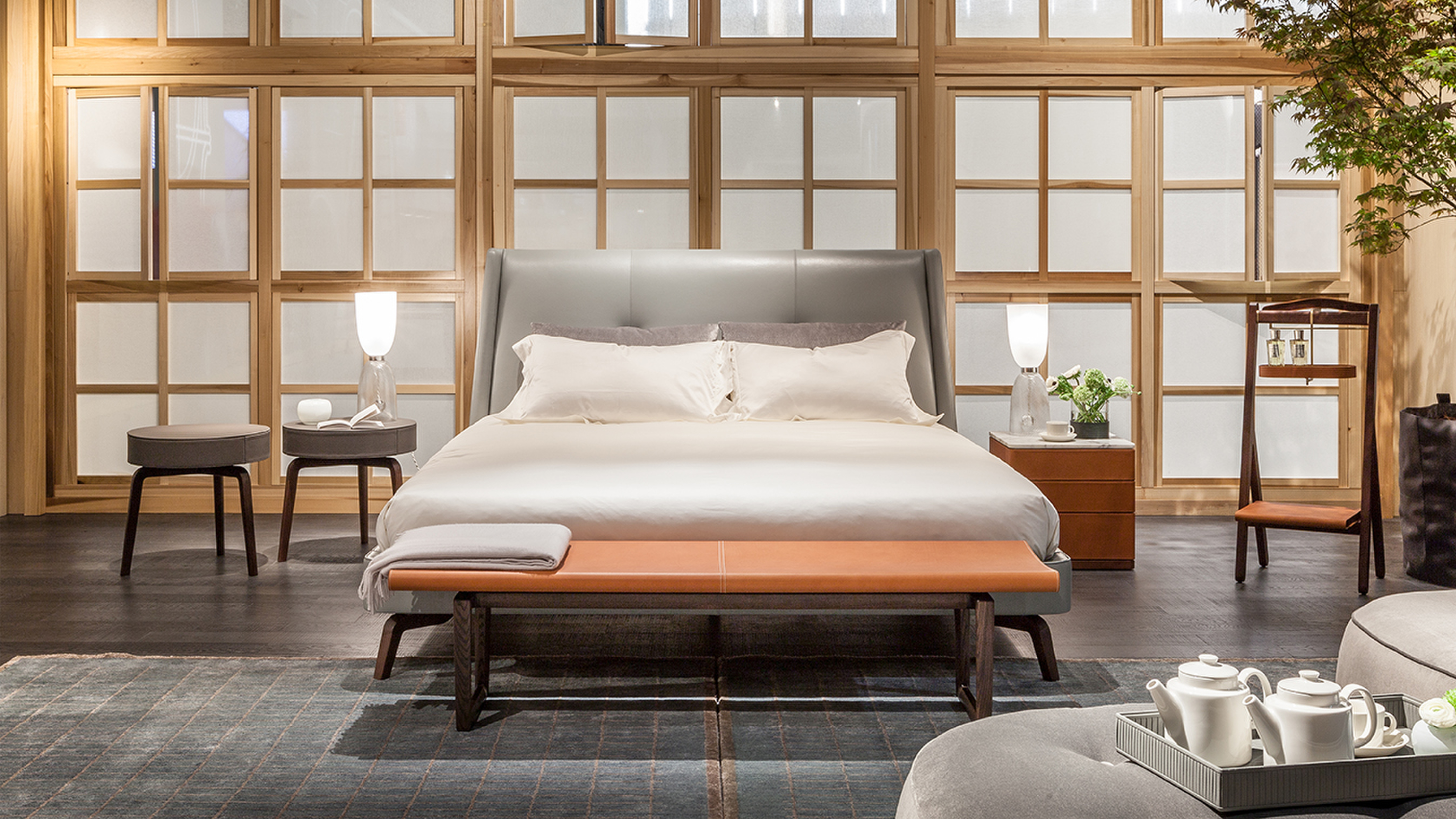 Fiorile | Small table with drawer - Roberto Lazzeroni