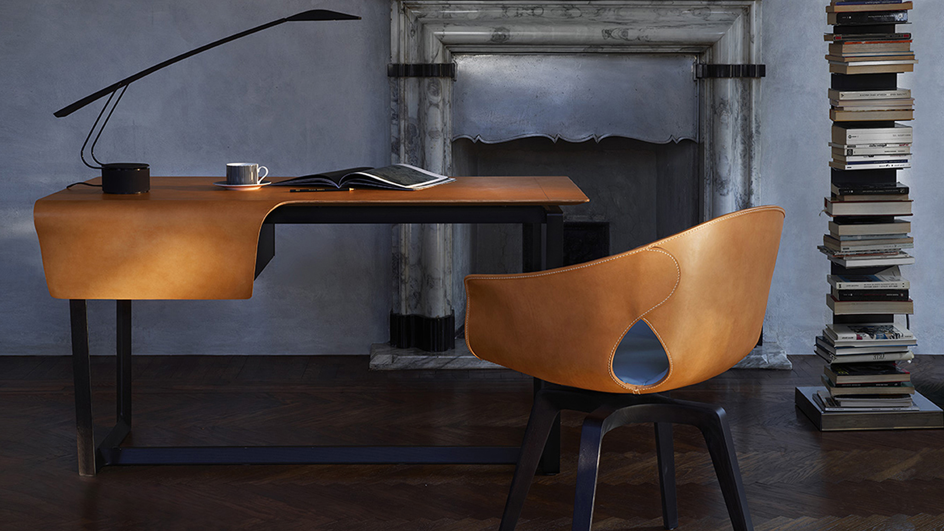 Fred | Desk - Roberto Lazzeroni