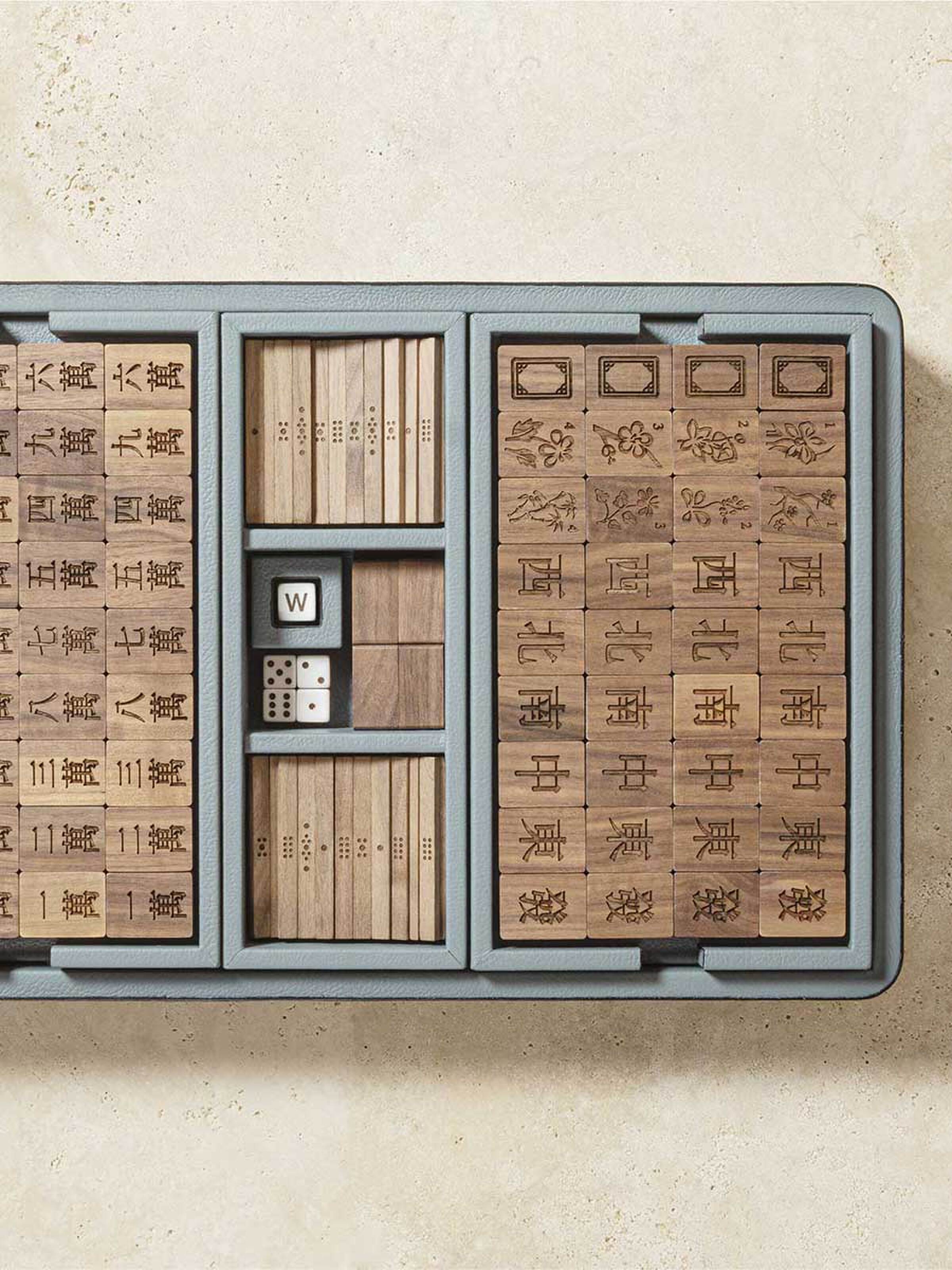 Wooden Mahjong Set | Games collection