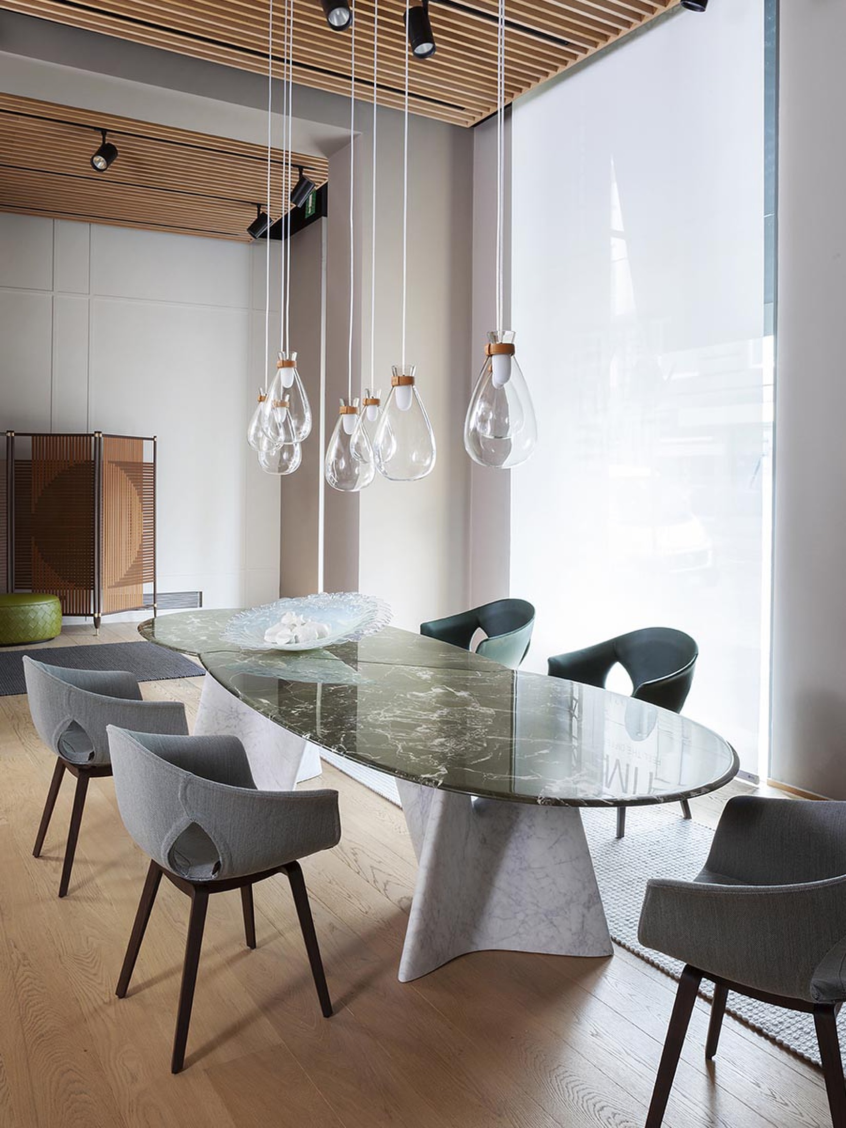 Infinito Italian Luxury Table by Roberto Lazzeroni | Designer Furniture