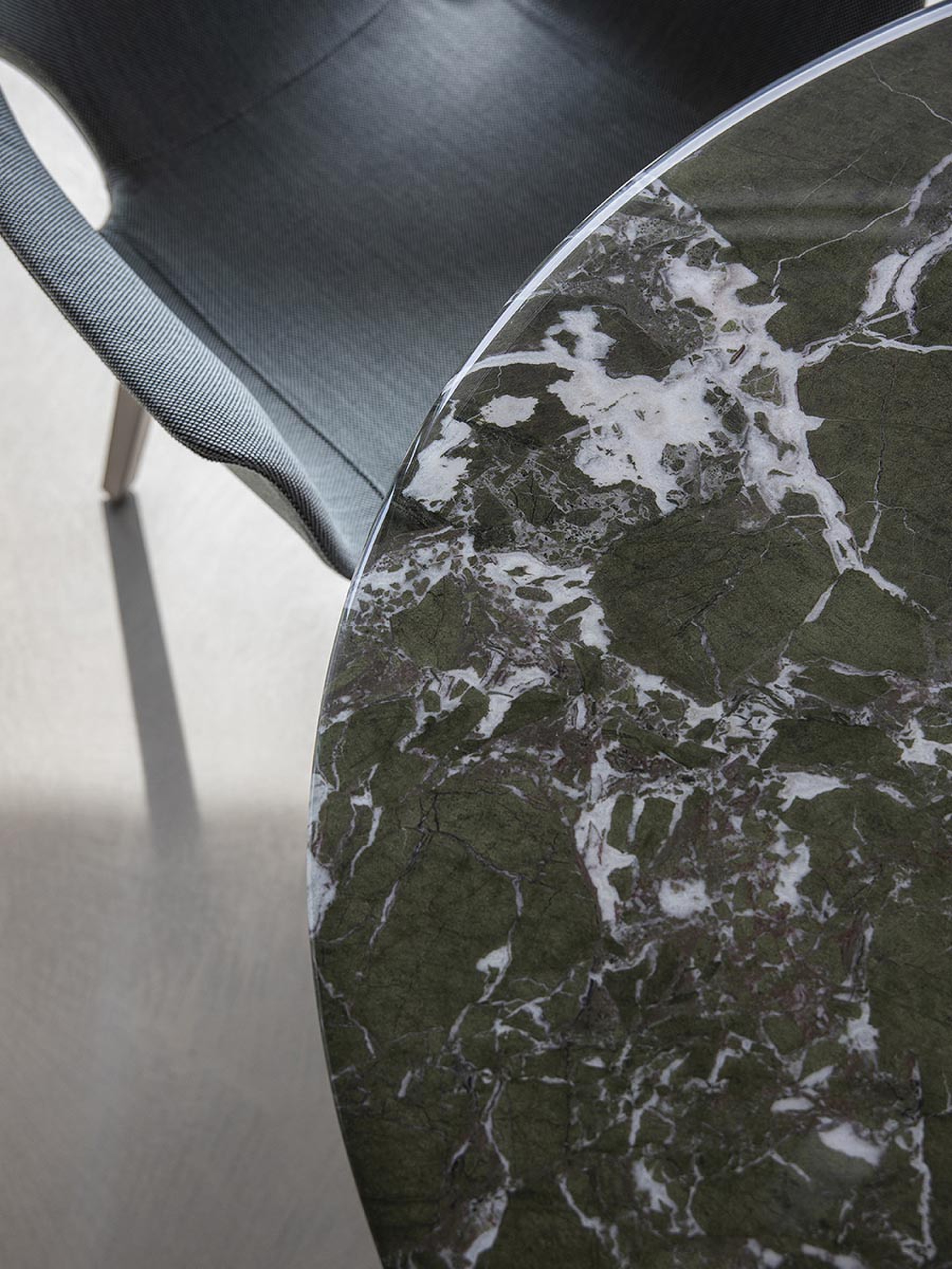 Infinito Italian Luxury Table by Roberto Lazzeroni | Designer Furniture