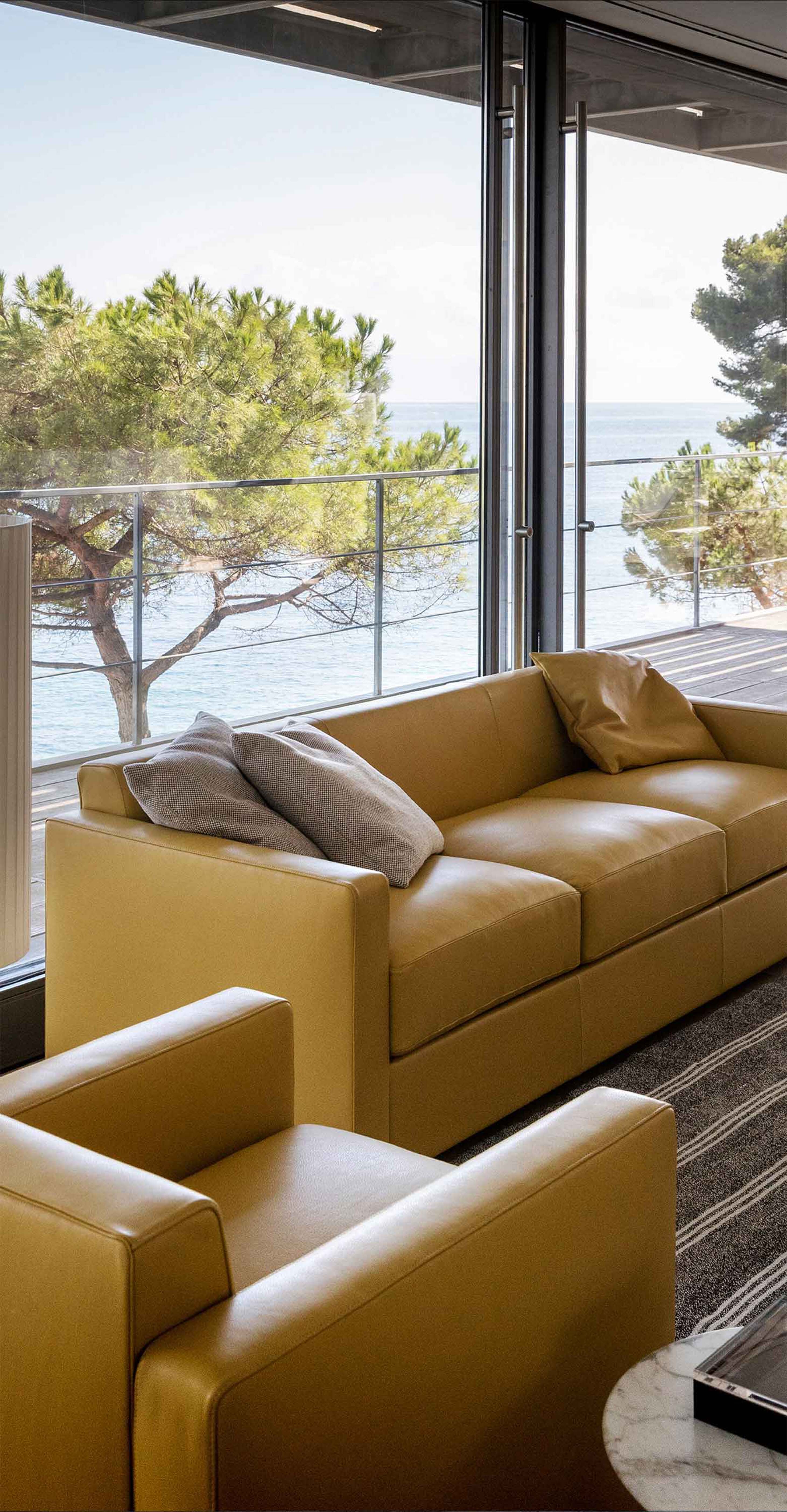 Linea A | Sofa - Peter Marino - Designer Italian Sofa