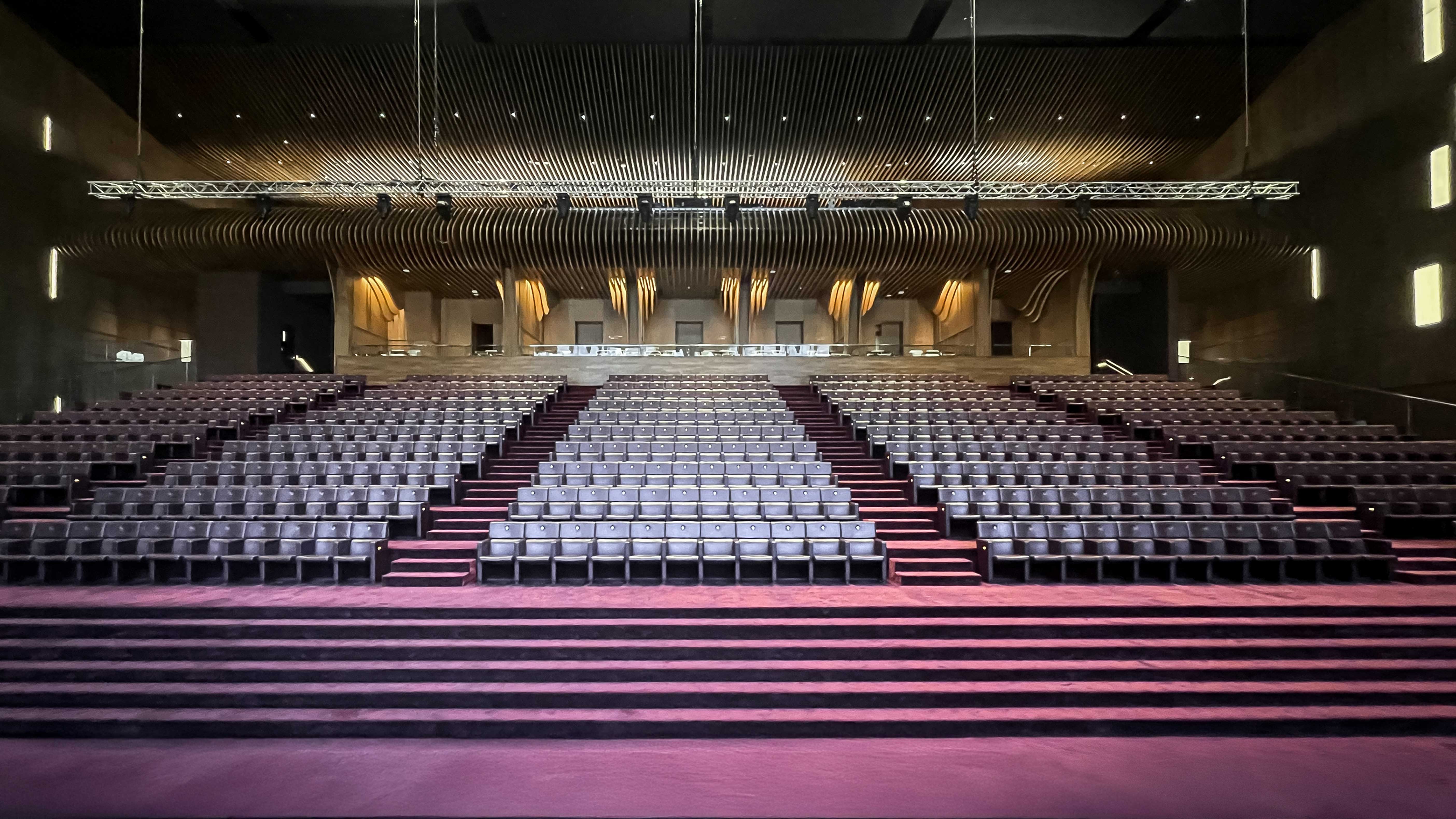 Maraya Concert Hall - Custom Pitagora Seating by Poltrona Frau