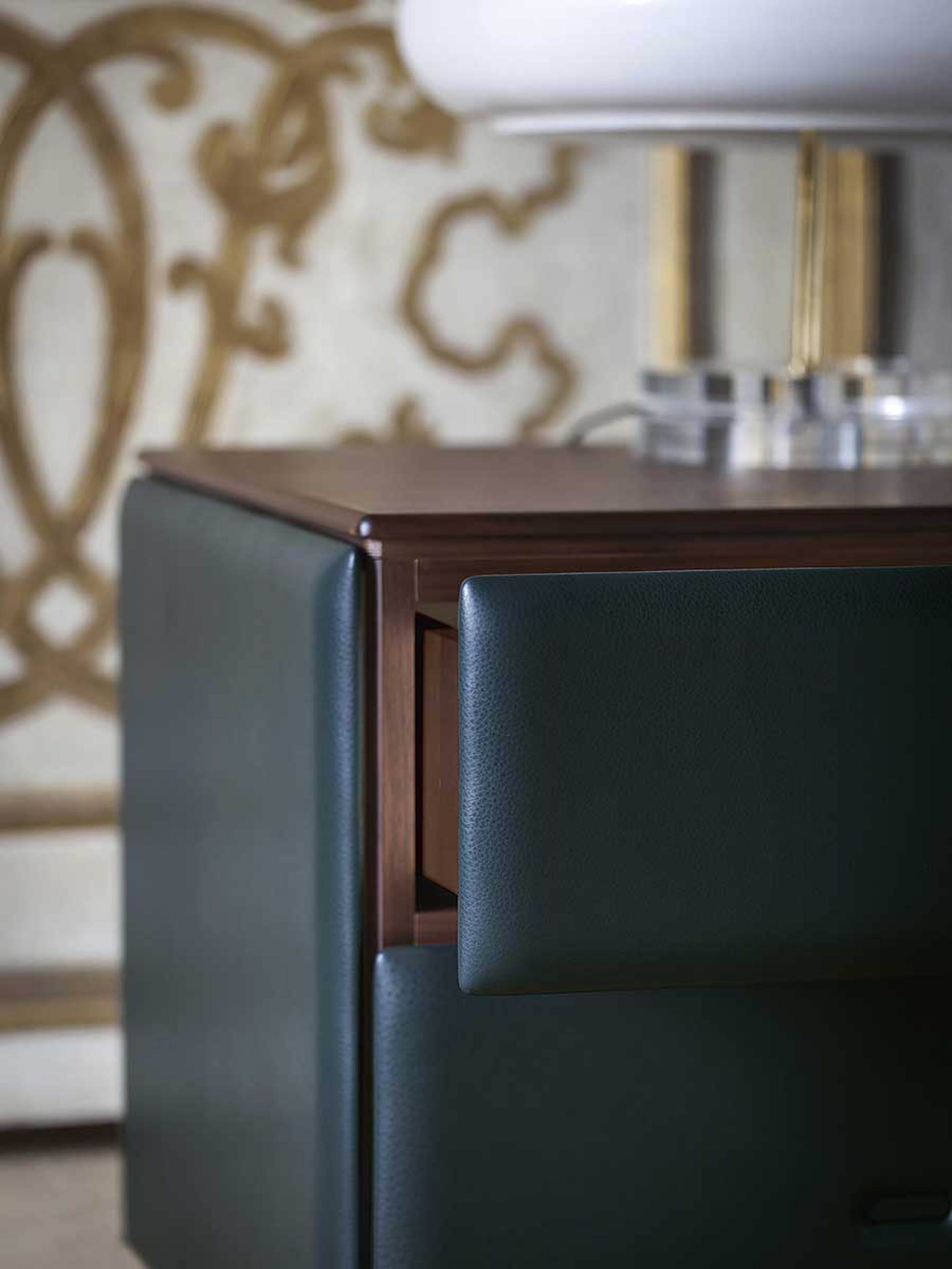 Moondance | Night table - Roberto Lazzeroni