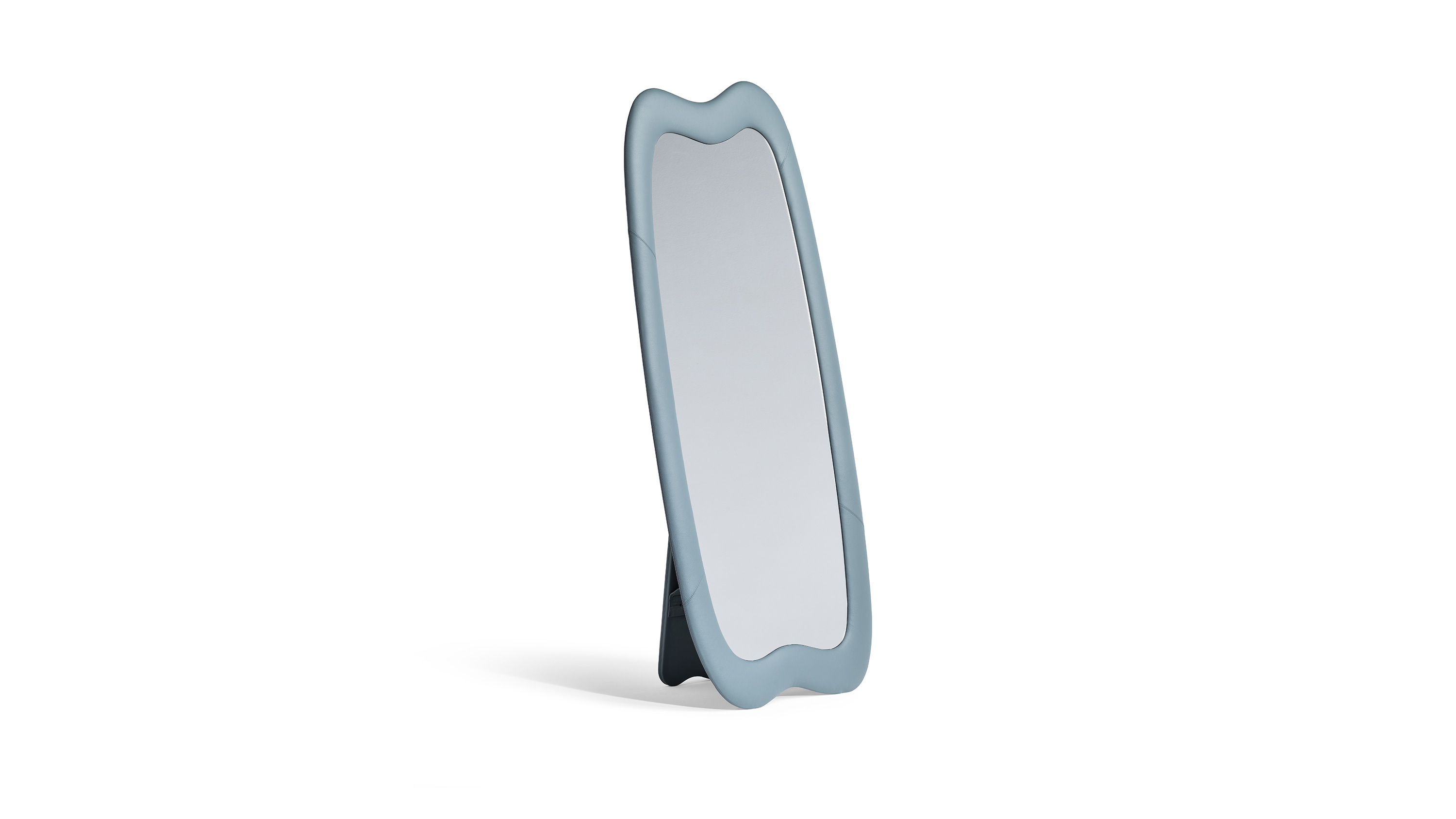 Squash, full-length mirror upholstered in leather - Faye Toogood design