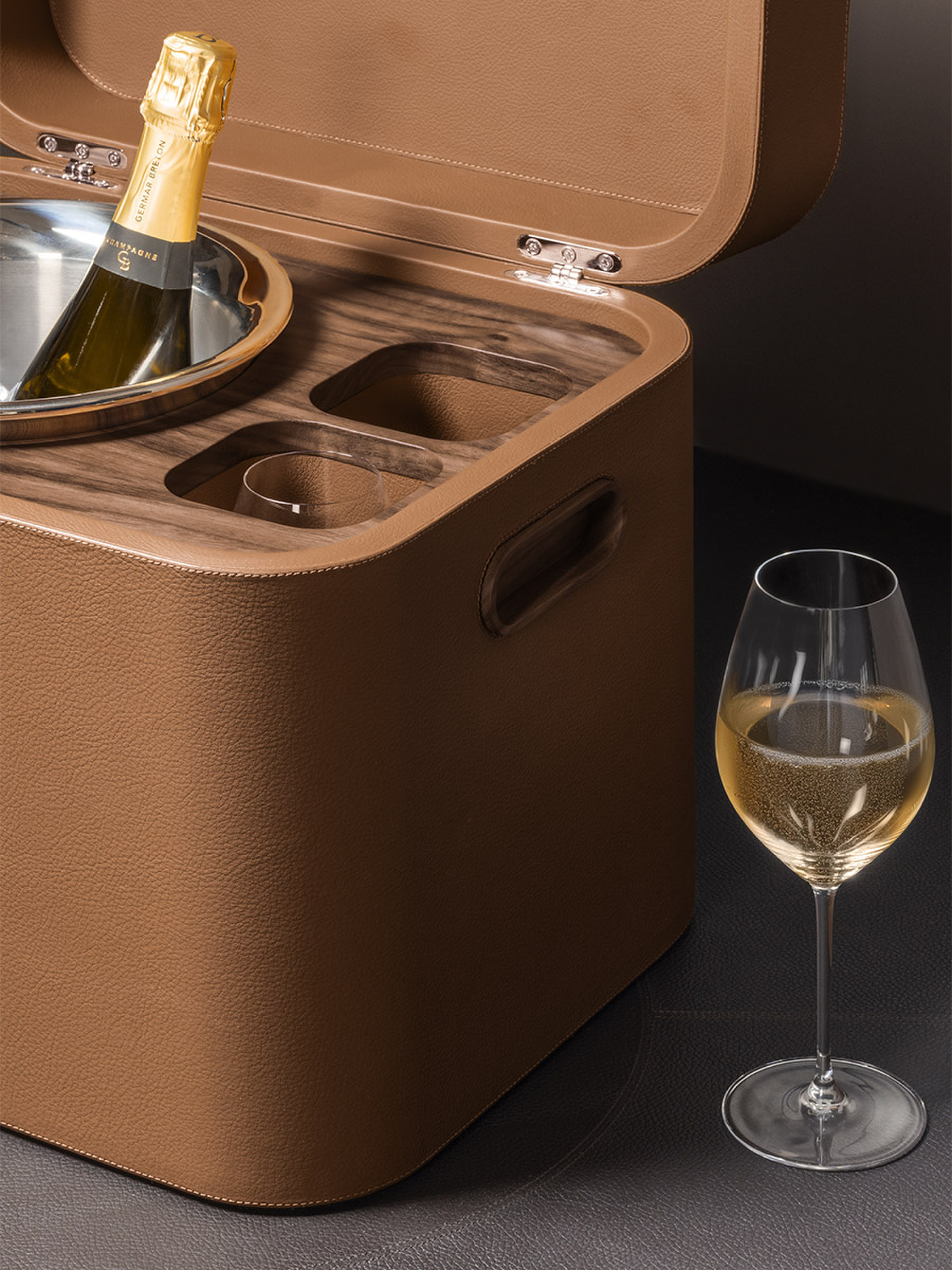 Luxury Champagne Box by Giobagnara x Poltrona Frau