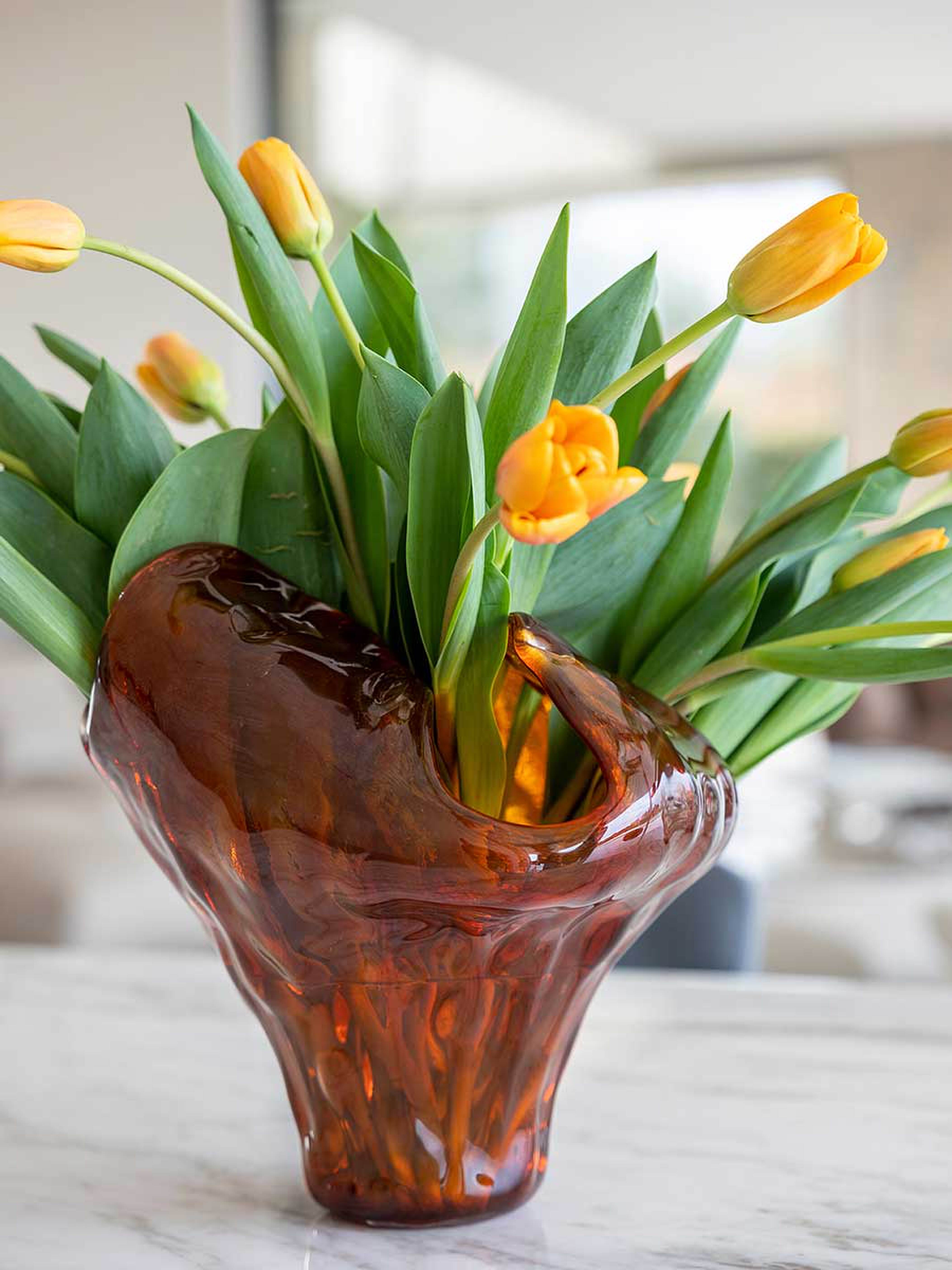 Water Illusion | Vase - Assia Karaguiozova