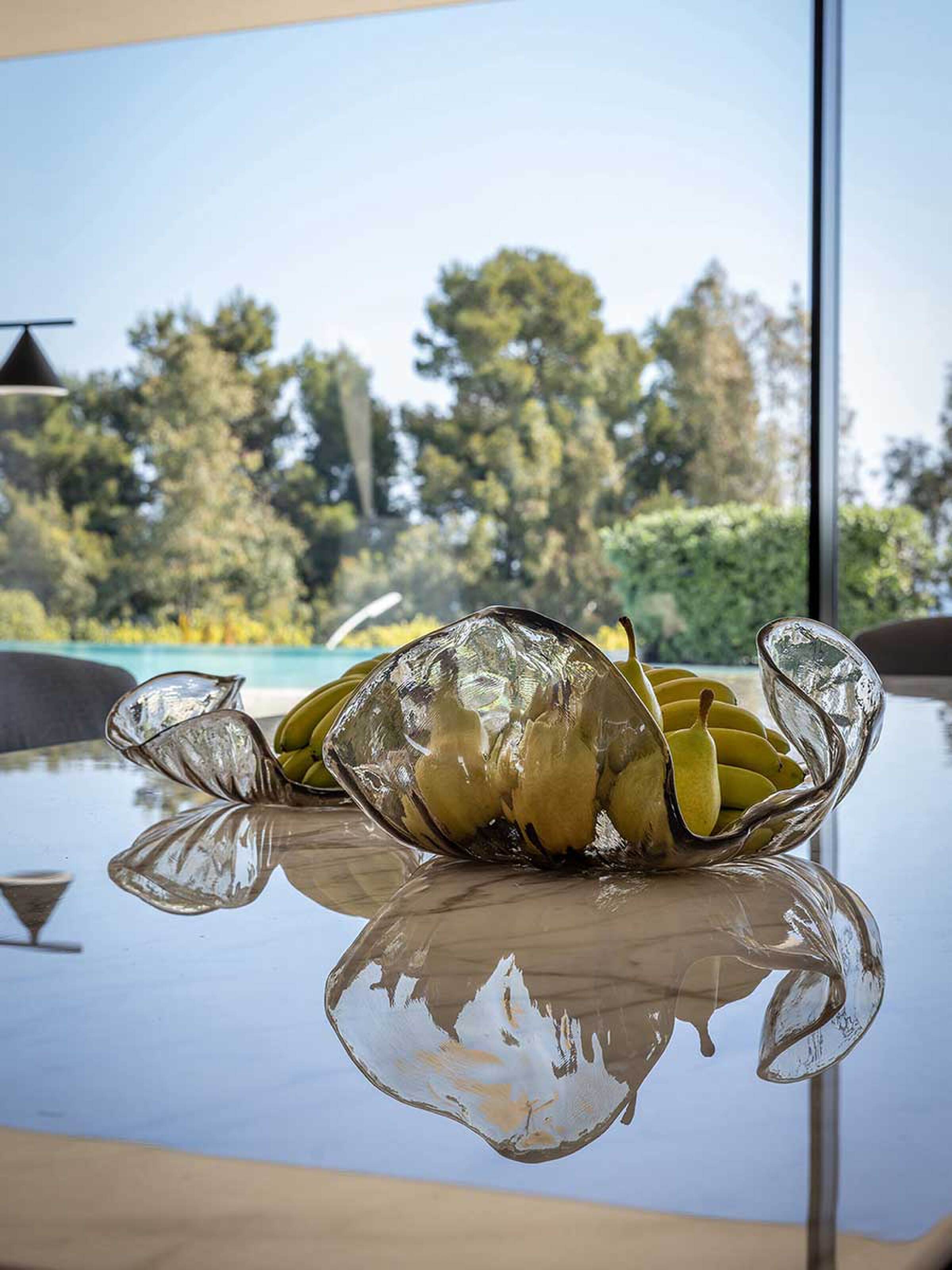 Water Illusion | Vase - Assia Karaguiozova