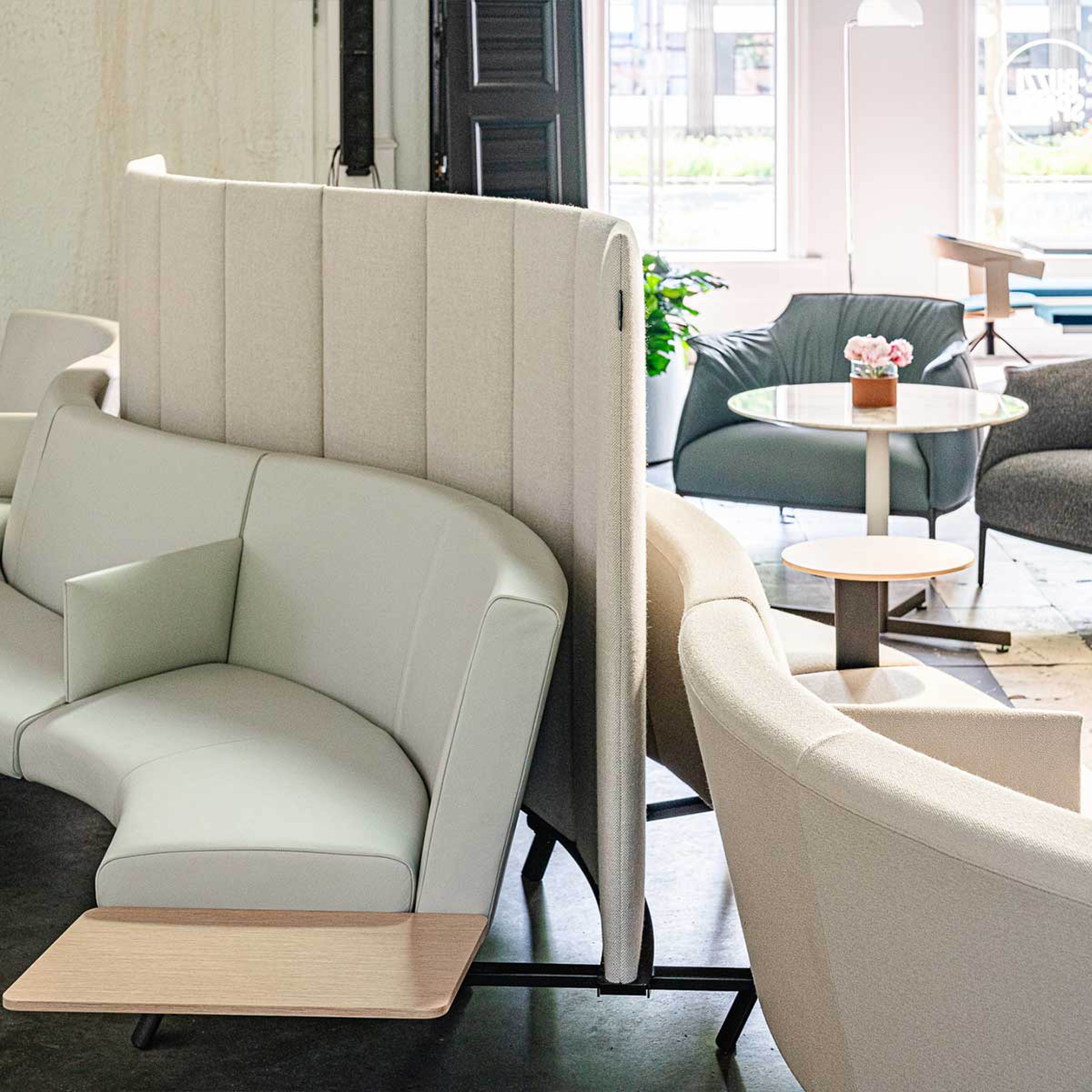 A new acoustic barrier for Bay Lounge designed by BuzziSpace