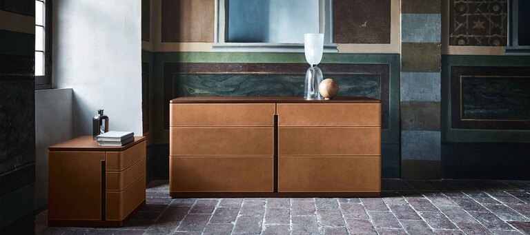 Designer bedside tables, chests of drawers and tall drawer units ...